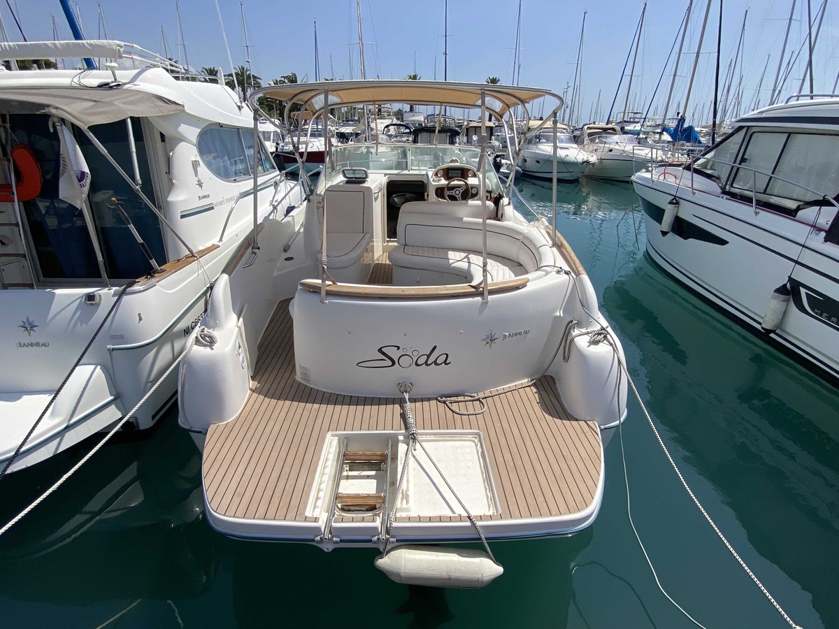 JEANNEAU LEADER 805 2002 - Used boat for sale